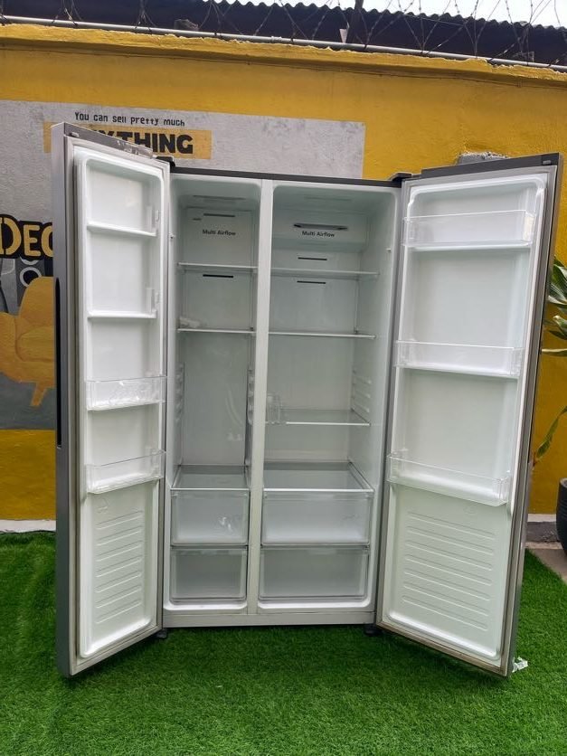 Hisense 67WS 516L Side by Side Refrigerator - Declutter Dot NG