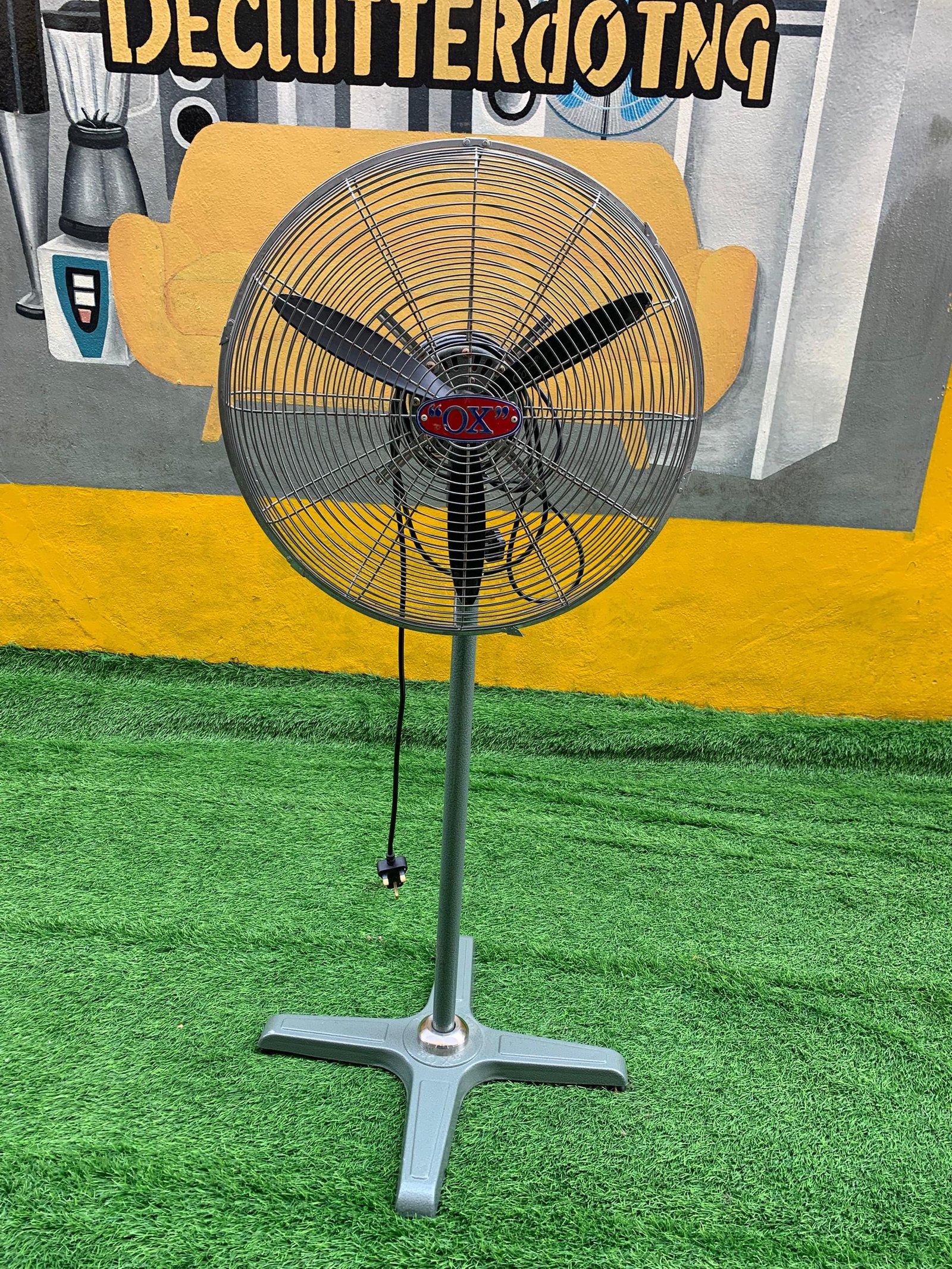 Relatively New 18inch Ox Industrial Standing Fan - Declutter Dot NG